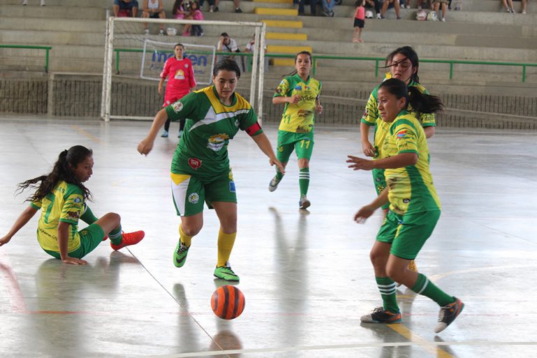 ¿Fútbol Sala o Fútbol de Salón? – Liga Universitaria UTP